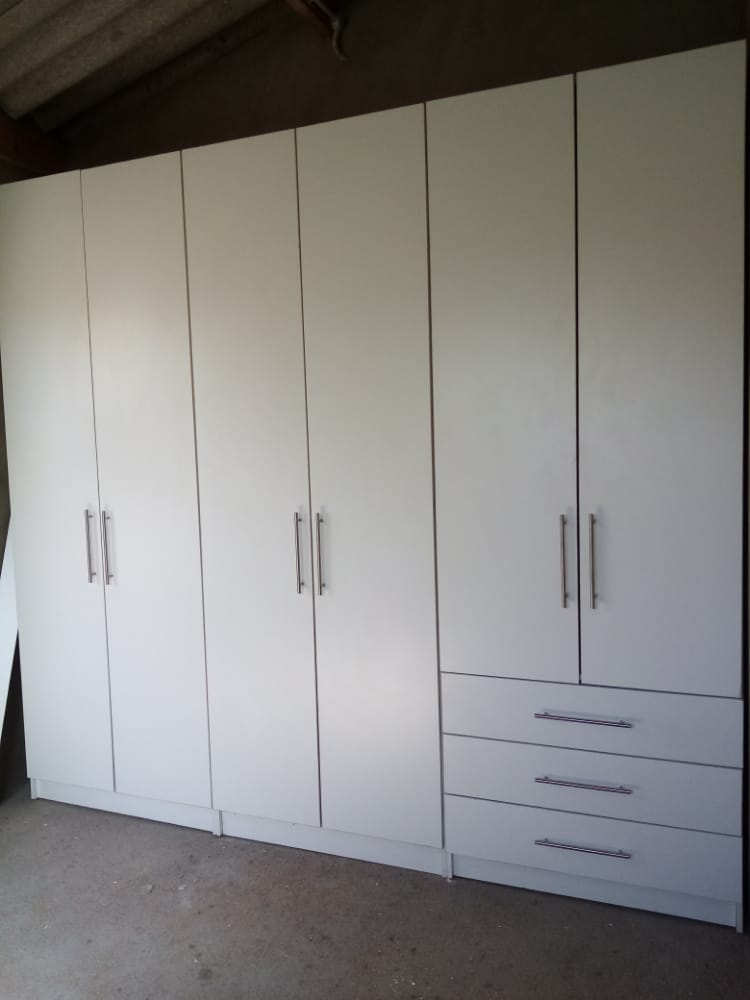Fitted Cupboards – PM Woodworks